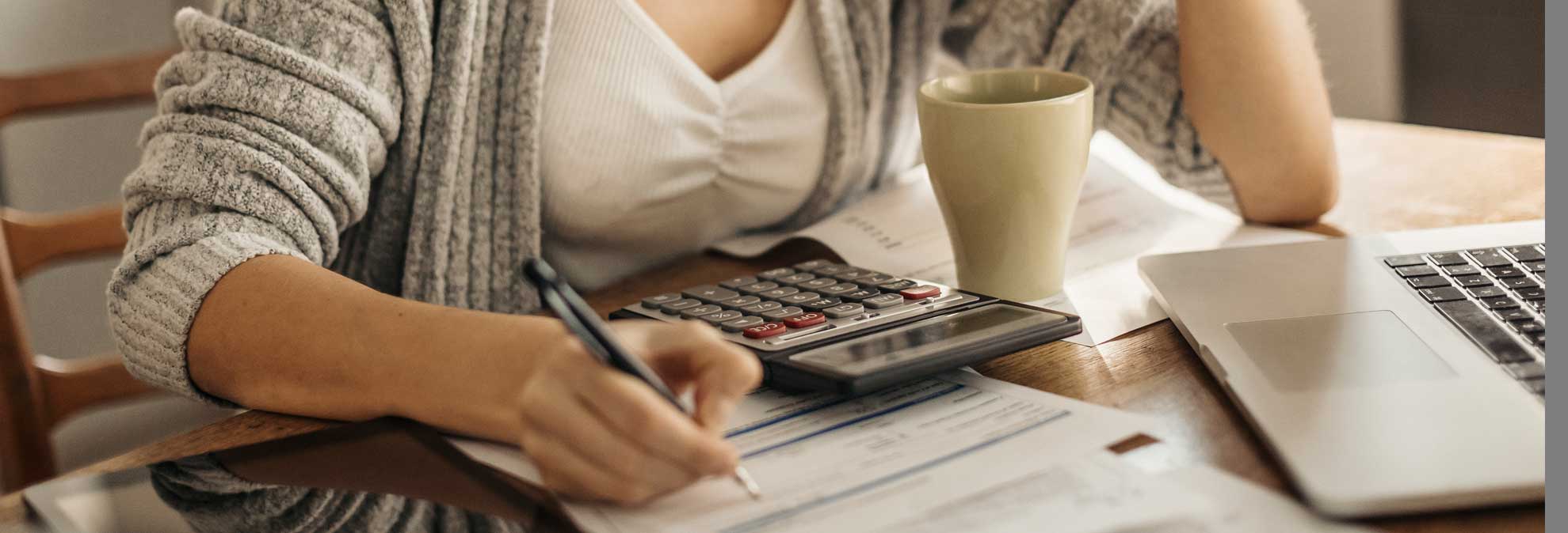 it-s-time-to-pay-your-college-tuition-bill-consumer-reports
