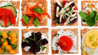 The Healthiest Crackers for Snacks and Parties - Consumer Reports