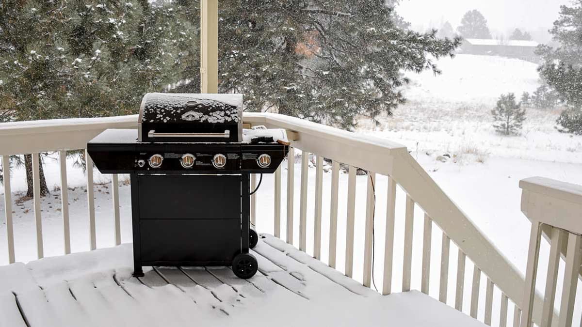Essential Tips for Cold-Weather Grilling - Consumer Reports