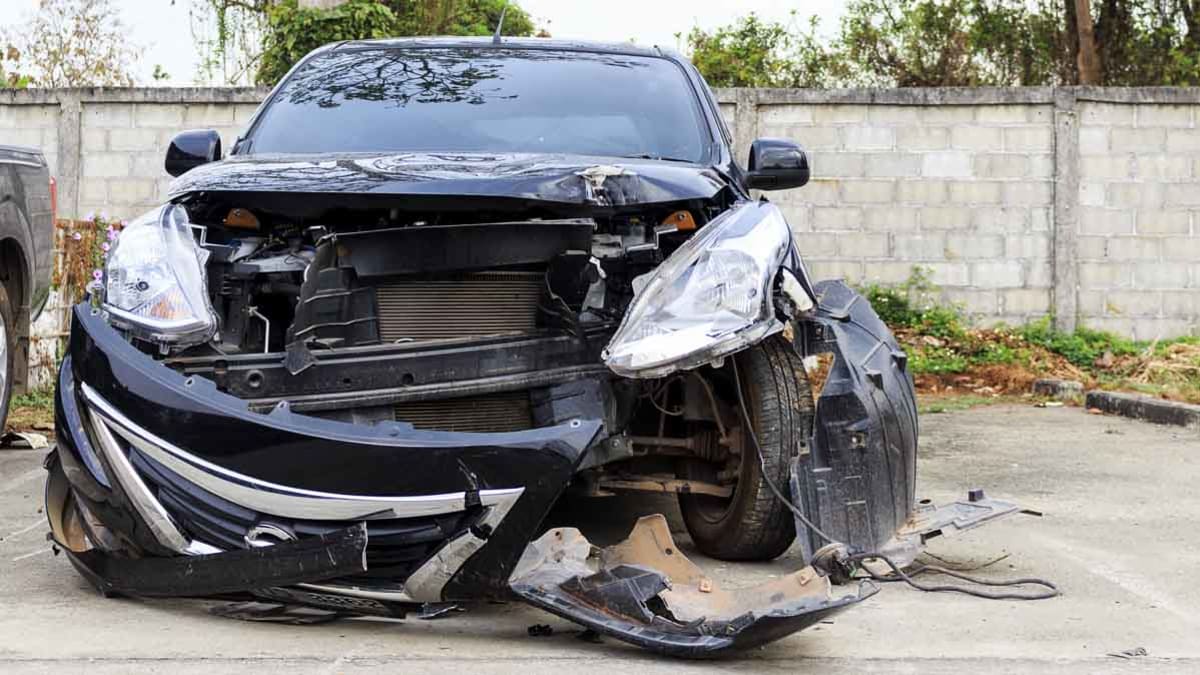 Women Have a Greater Risk of Injury in Car Crashes - Consumer Reports