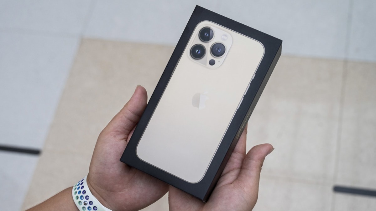 Pros and Cons of Buying an iPhone Directly From Apple - Consumer Reports