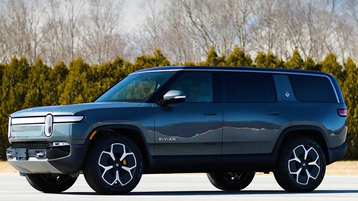 Talking Cars 410: Driving the Rivian R1S SUV - Consumer Reports