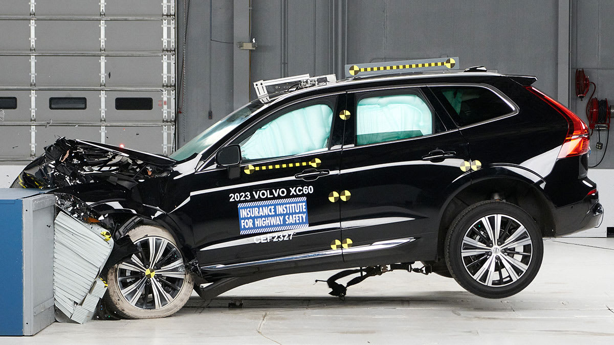 IIHS Tests Show Which Luxury SUVs Protect Rear Passengers - Consumer ...