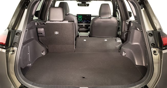 rav4 trunk space size