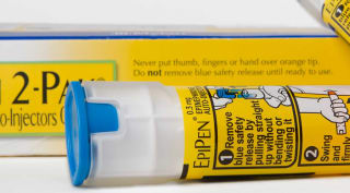 5 Ways to Stay Safe When Using an EpiPen - Consumer Reports